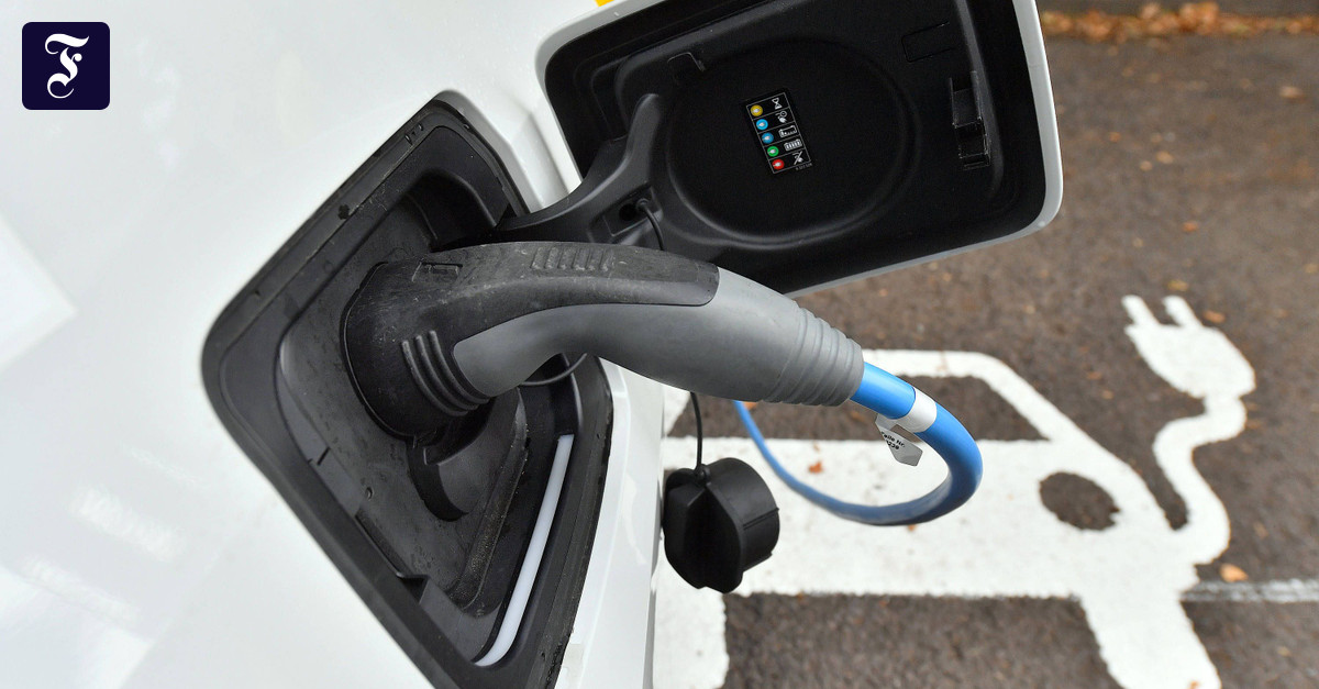 Warum das Tanken des E-Autos problematisch ist