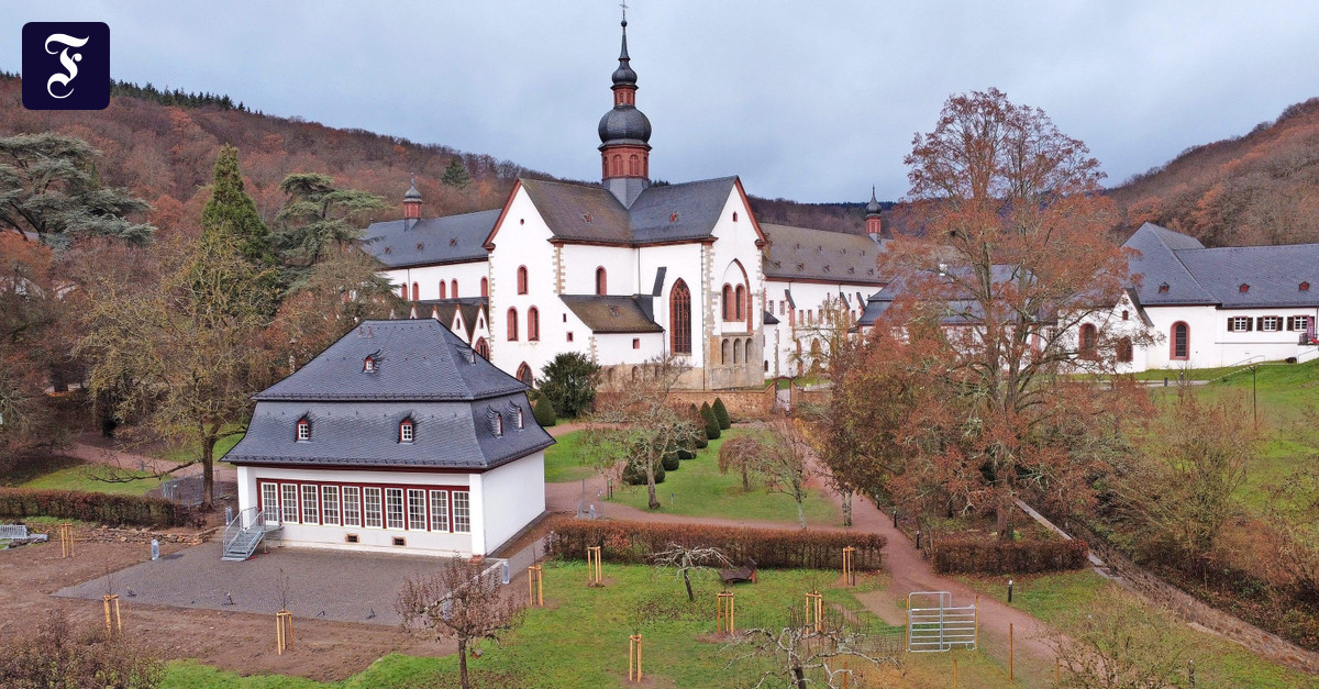 Kloster Eberbach: Der Name der Rose bald wieder am Originalschauplatz