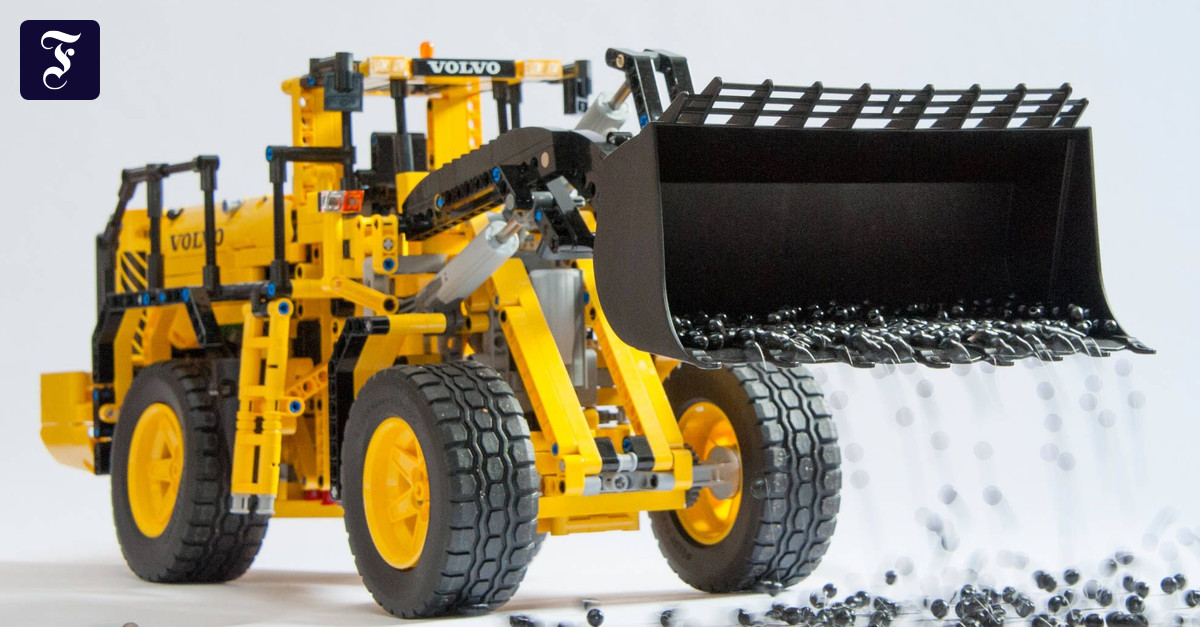Schweres Gerät: der Radlader Volvo L350F von Lego