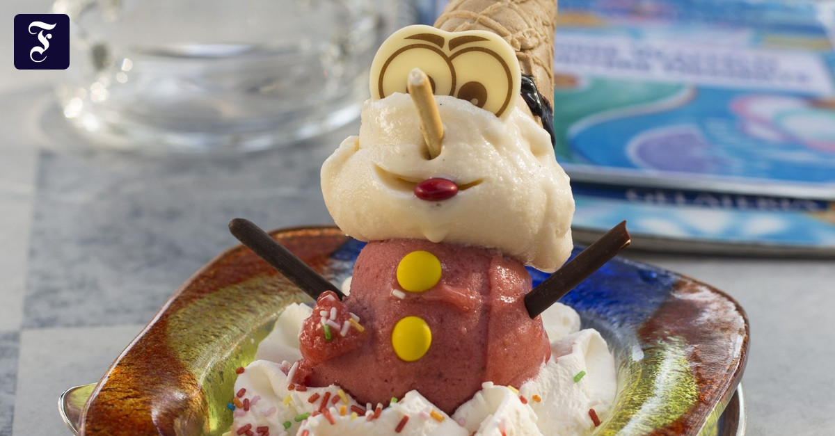 Zwei Freunde auf der Suche nach dem perfekten Pinocchio-Eisbecher