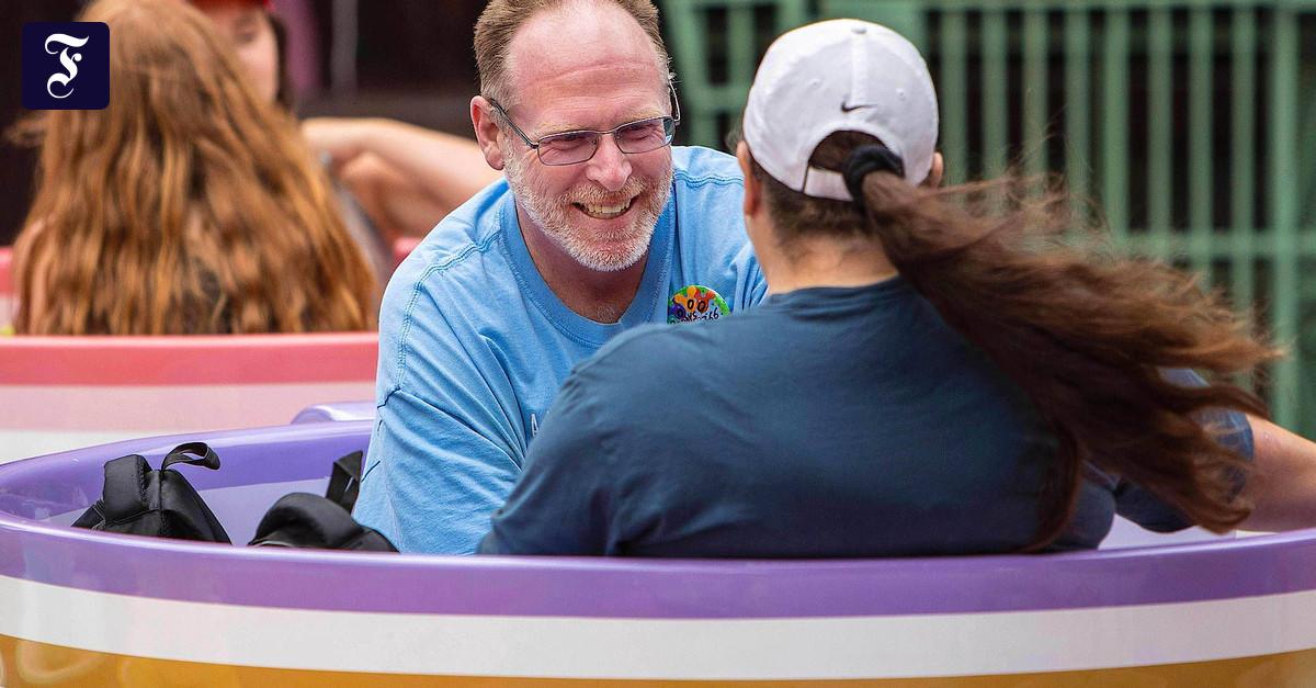 Amerikaner Jeff Reitz besucht Disneyland 2000 Tage in Folge