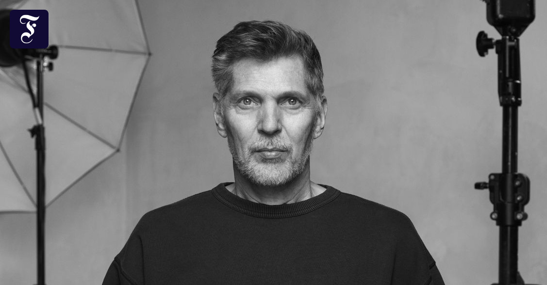 Der Fotograf Erwin Olaf ist gestorben: Von der Schwulenszene ins Königshaus