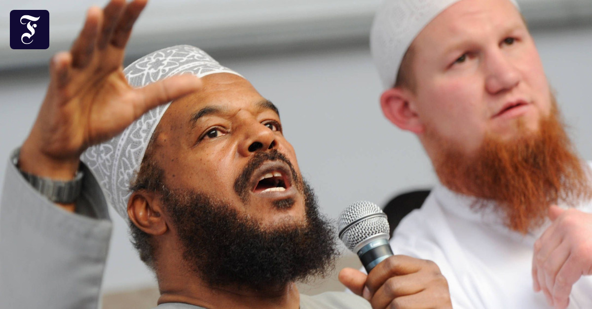 Salafisten: Einen Koran in jeden Haushalt - Inland - FAZ