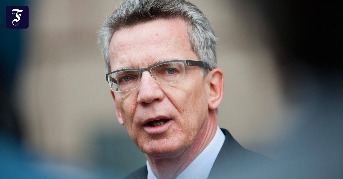 Verfassungsschutzbericht: De Maizière: Deutschland muss mit Anschlägen rechnen