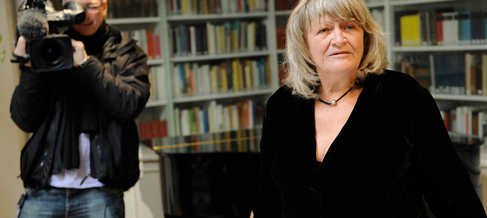 Steuer-Selbstanzeige: Alice Schwarzer greift die Medien an - Menschen ...