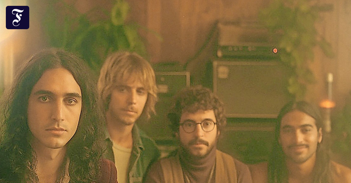 KI-Band The Velvet Sundown: Kritik an Spotify: Diese virale Band ist ...