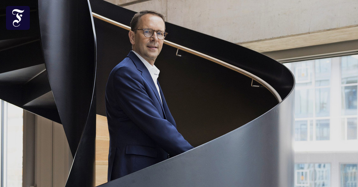 Chef von Wacker Chemie: „Wir können mit grünem Strom bestehen“