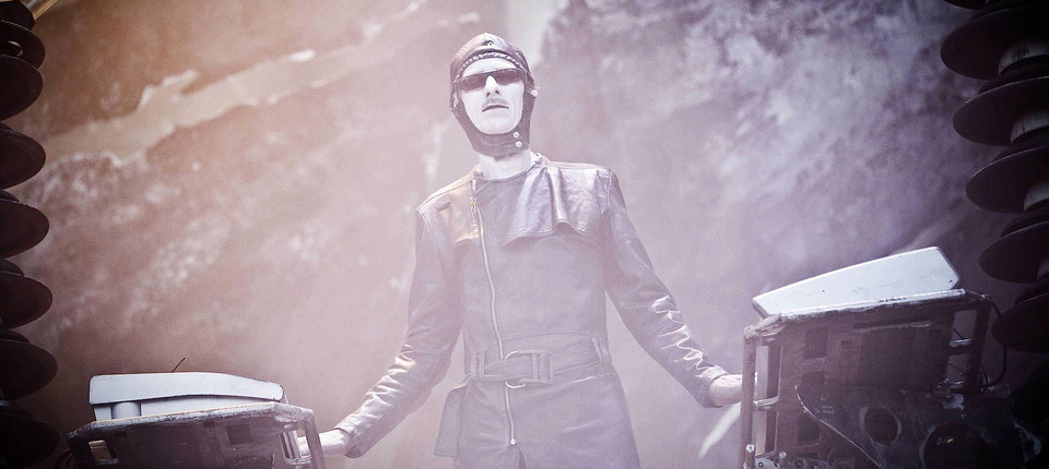 Rammstein-Mitglied Flake präsentiert zweites Buch