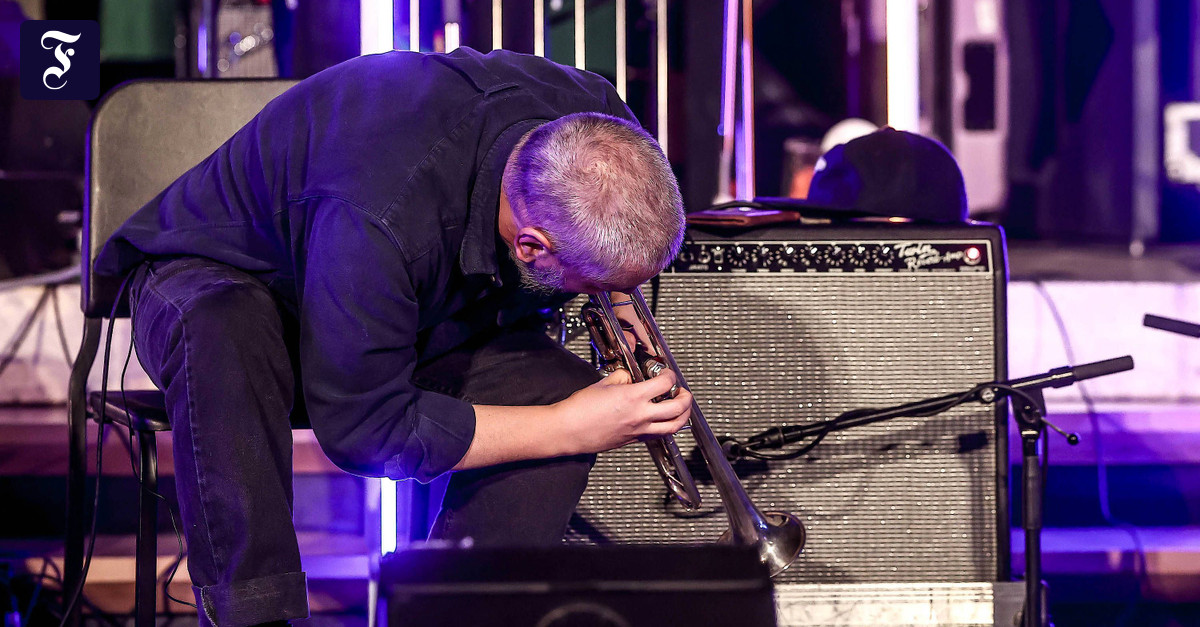 Nate Wooley und Seven Storey Mountain beim Jazzfest Berlin