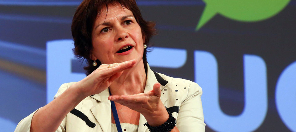 Monique Goyens reply to Joaquín Almunia