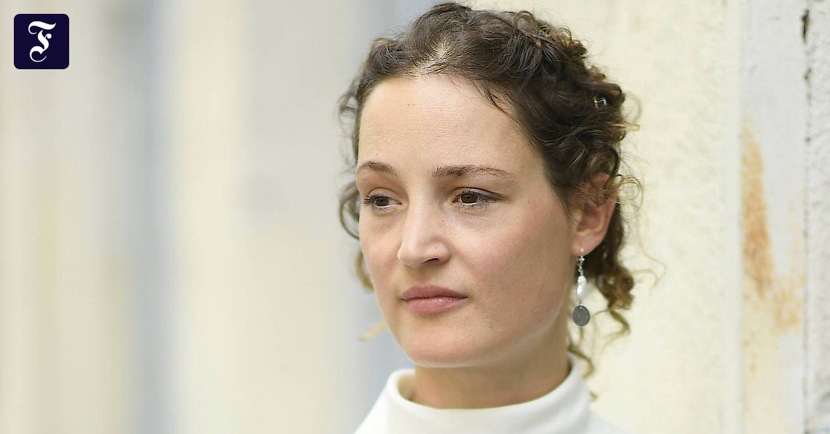 Interview mit Vicky Krieps zu „Das Boot“: Auf die Zähne beißen | FAZ