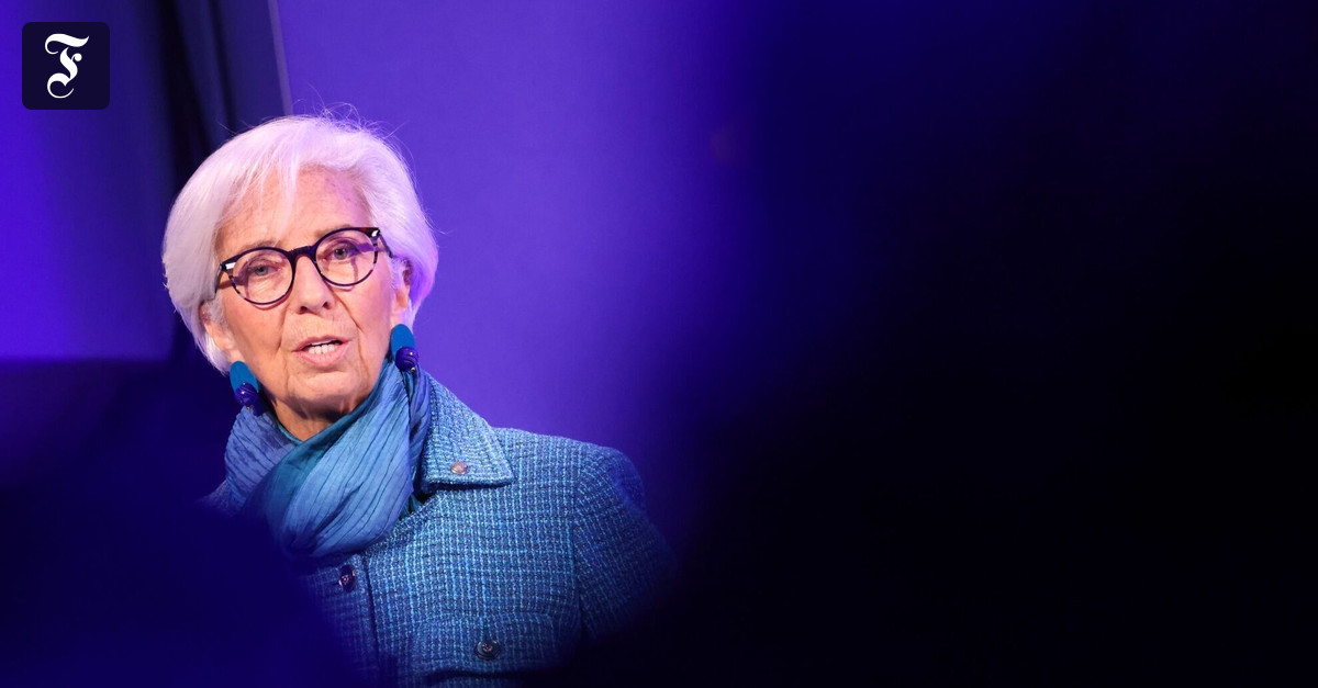 EZB lässt die Zinsen unverändert: Was heißt das für Sparer?