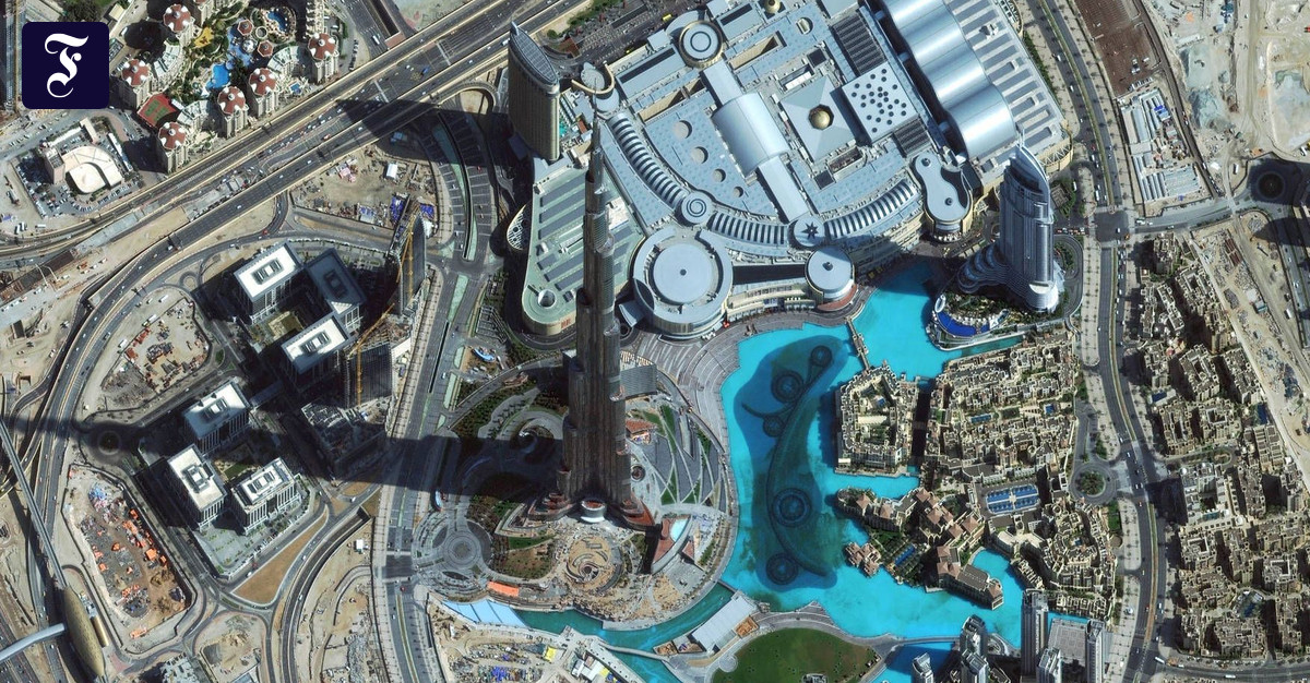 Burj Khalifa: 3000 Stufen in den Himmel - Fern - FAZ