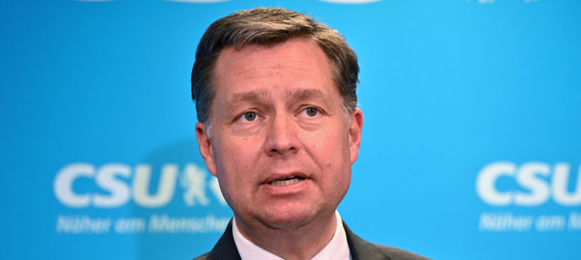 Frankfurt-Bonames: Ein erster Biber nagt an Nidda-Weiden - Rhein-Main - FAZ