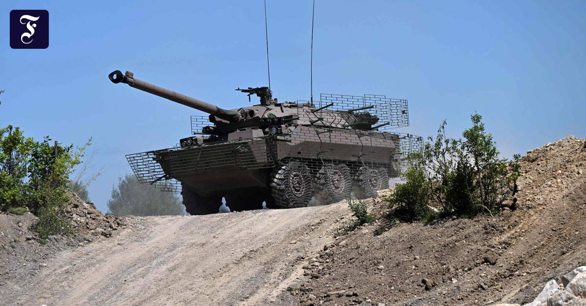 Frankreich will Spähpanzer des Typs AMX-10 RC an die Ukraine liefern