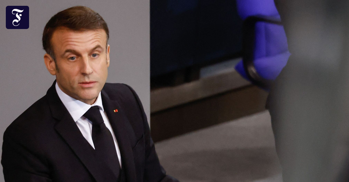 Wolfgang Schäuble von Emmanuel Macron auf Deutsch gewürdigt