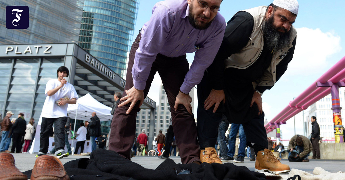 Salafisten in Deutschland: Hammerfett wird es erst im Paradies