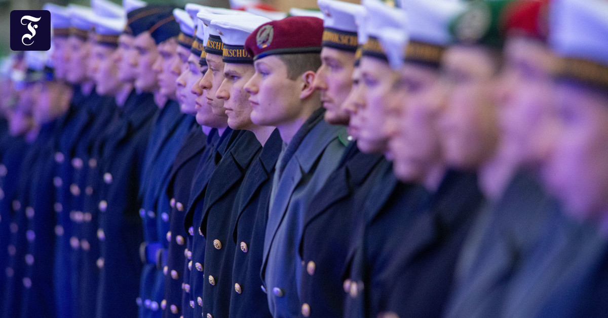 Union und FDP offen für Soldaten ohne deutschen Pass