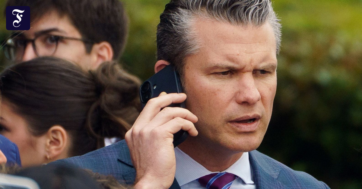 Pete Hegseth: Trumps Verteidigungsminister hat nächste Chat-Affäre ...