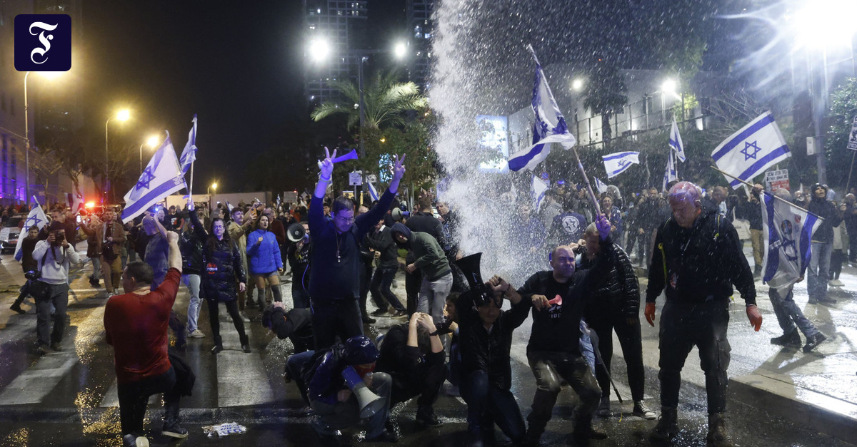 Israelische Polizei untersucht Übergriff auf Demonstranten