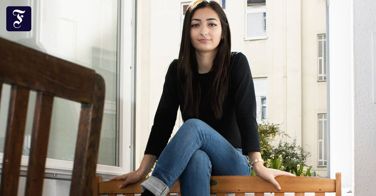 Reem Al-Abali war früher Flüchtling, heute betreut sie welche