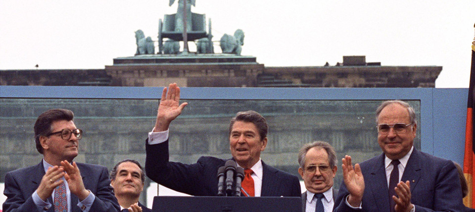 Helmut Kohl: Berichte zur Lage 1982-1989.: Medienwand und Mauerland ...