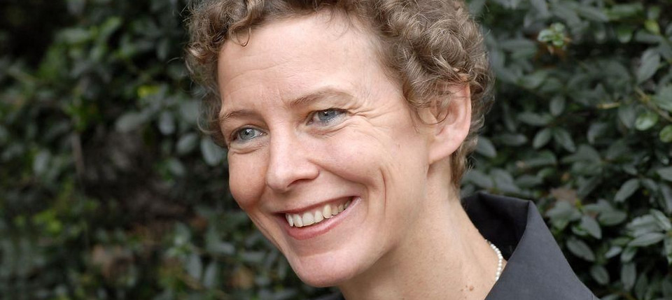 Katharina Hacker liest bei den „Frankfurter Premieren“ aus ihrem Buch ...