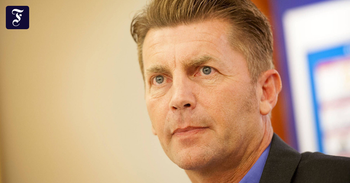 Trainer Collin Bell richtet deutliche Worte an FFC Frankfurt