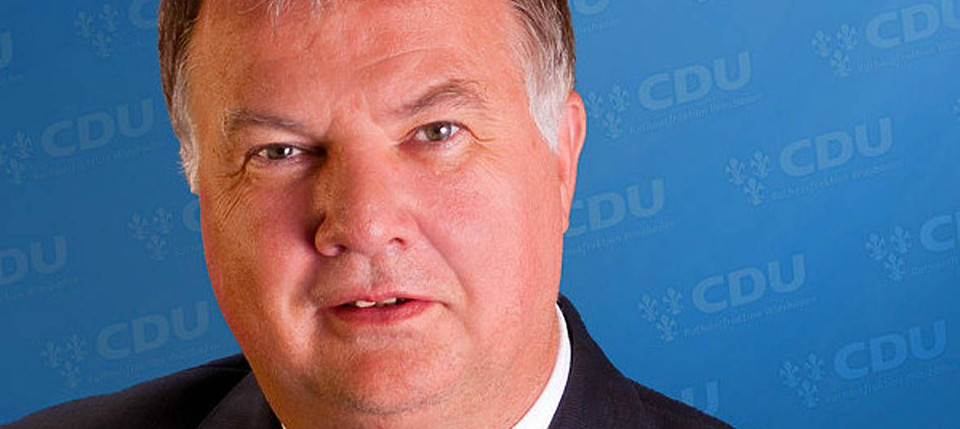 Wiesbaden: Ralph Schüler klagt auf Schadenersatz