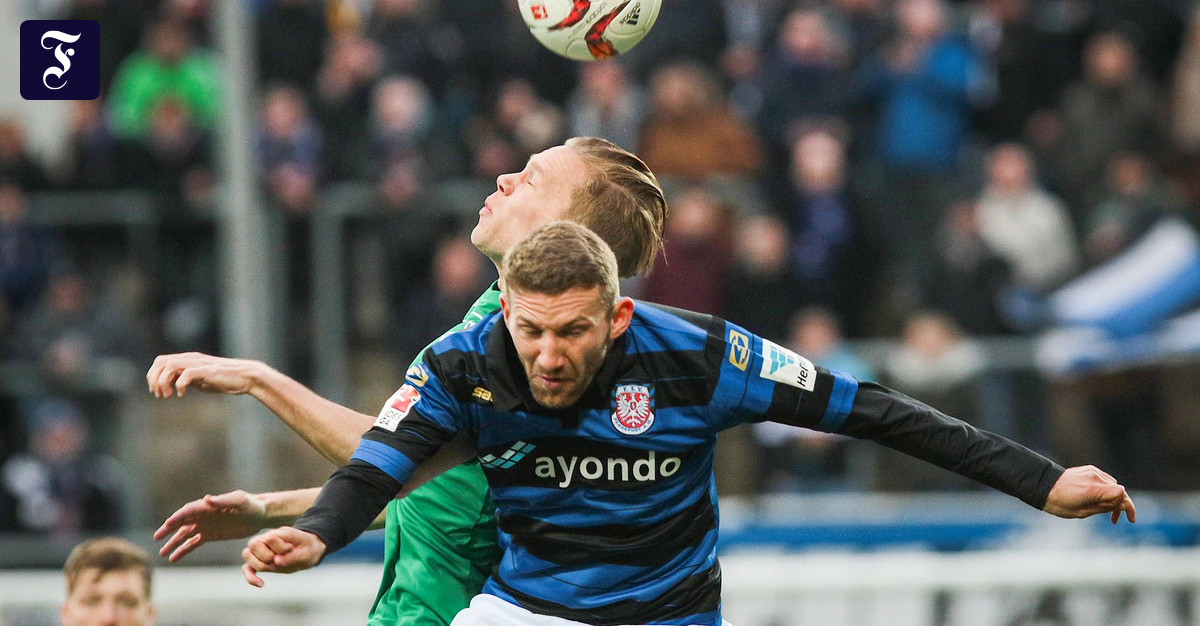 Fußball-Profi Alexander Huber vor Neustart
