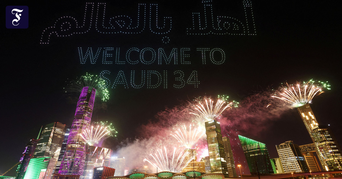 Saudi-Arabien richtet trotz Kritik Fußball-WM 2034 aus