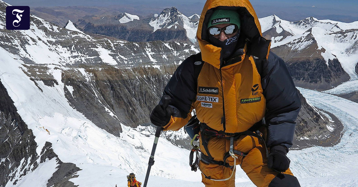 Bergsteiger Ralf Dujmovits über Mount Everest und Lagerkoller