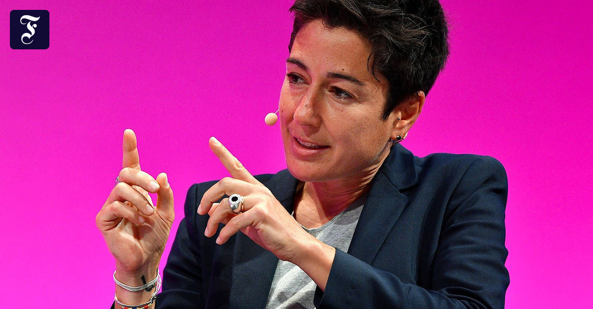 Journalismus und PR: Das moderiert ZDF-Moderatorin Dunja Hayali