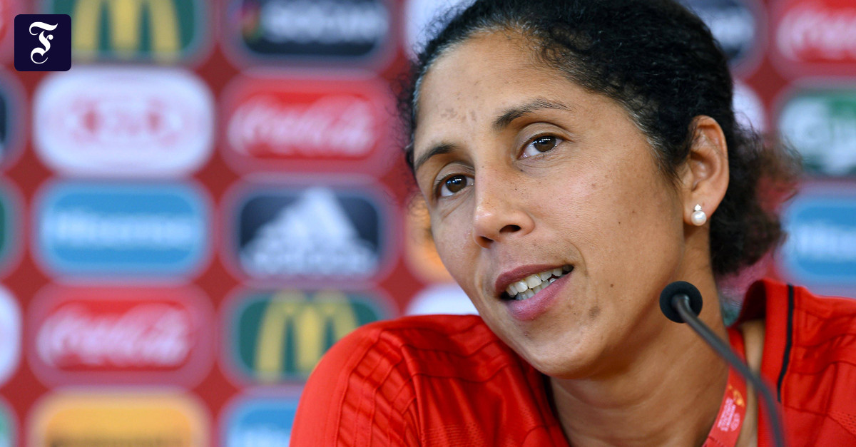 Bundestrainerin Steffi Jones bleibt laut Grindel wohl bei DFB-Team