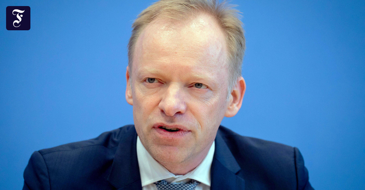 Ifo-Ökonom Clemens Fuest warnt vor „Staatsgläubigkeit“