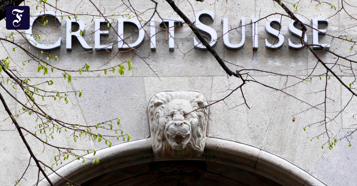 Banken in der Krise: Credit Suisse streicht 100 Stellen im Investmentbanking