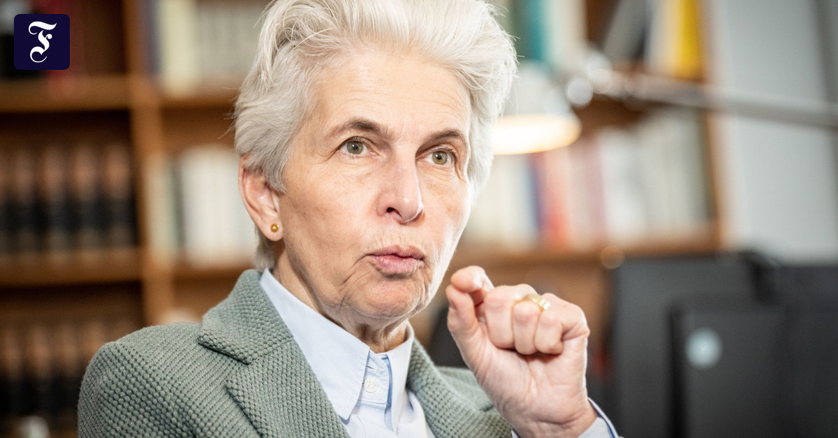 Ukraine: Strack-Zimmermann sieht Kampfjet-Forderungen kritisch