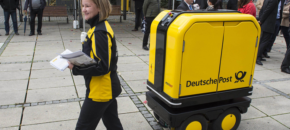 Post testet Begleit-Roboter: Gerät soll Zusteller entlasten
