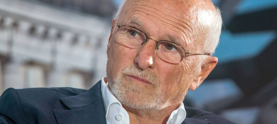 Dirk Roßmann: Wie der Drogerie-Unternehmer zum Milliardär wurde