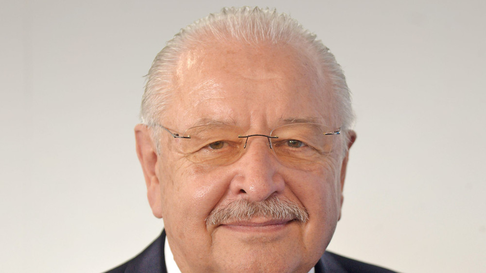Jürgen Karpinski geht nach 35 Jahren in der Autobranche in den Ruhestand