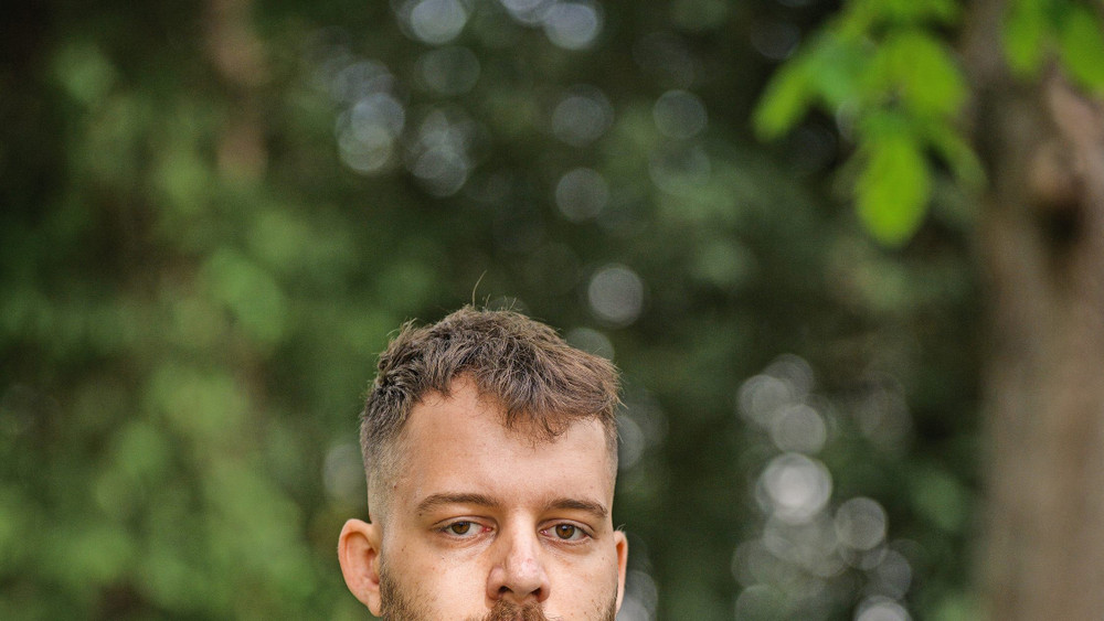 Ein Politikstudent spielt Rugby an der Uni