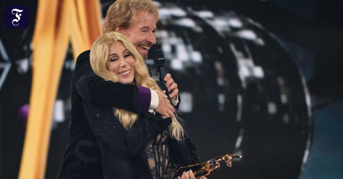 Verwirrt auf der Bambi-Bühne: Was ist mit Thomas Gottschalk los? - Notiulti