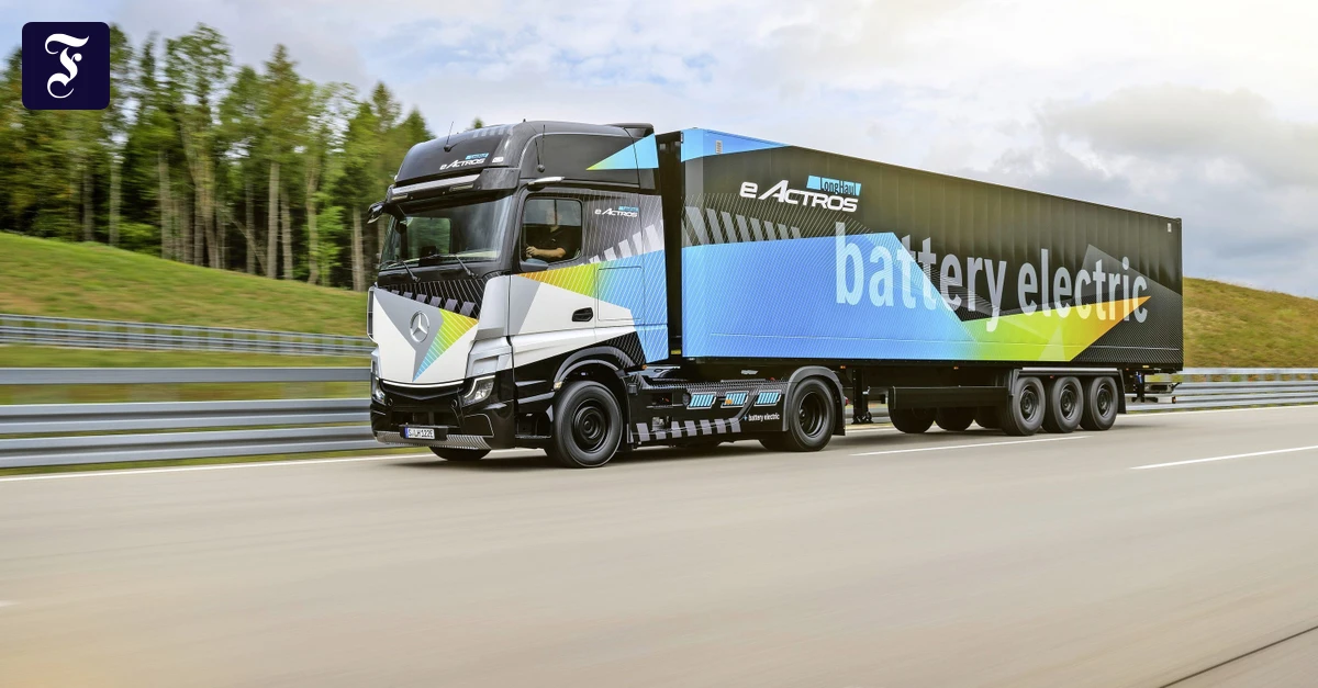 500 Kilometer: Daimler erprobt E-Actros für die Langstrecke | FAZ