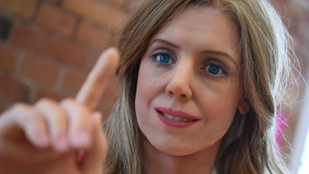 Darmstadt präsentiert menschliche Roboterfrau „Elenoide“ | FAZ