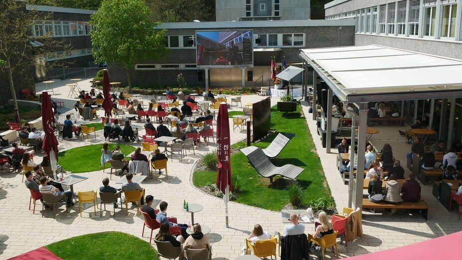 Hessen: Haben Beamten-Anwärter „Ausländer raus“ gesungen?