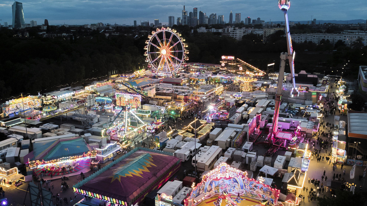 Frankfurter Dippemess: Volksfeste zeigen die Gemütslage der Massen