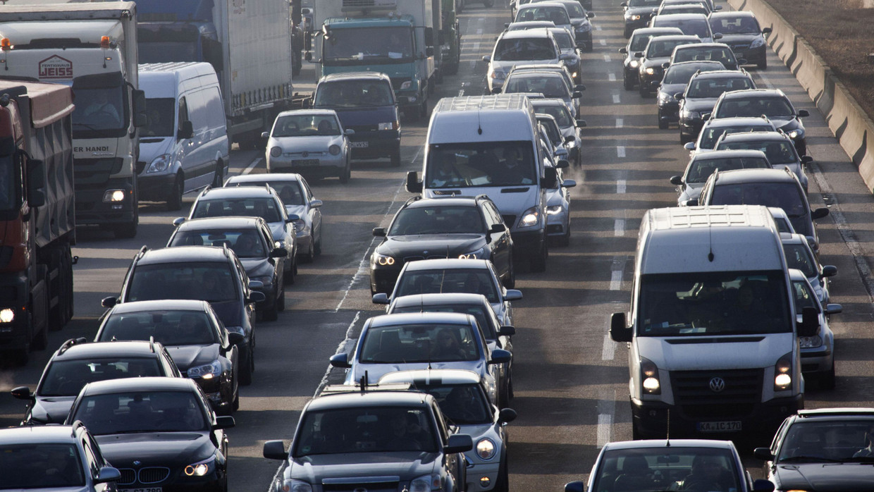 Frankfurt: Ausbau der Autobahn A5 auf zehn Spuren soll warten