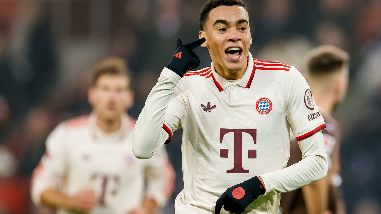 Jamal Musiala schießt FC Bayern München zum Sieg bei FC St. Pauli