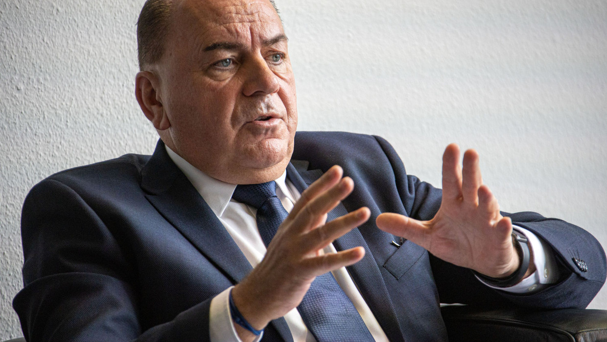 Früherer UBS-Präsident Weber heuert bei Boston Consulting an | FAZ