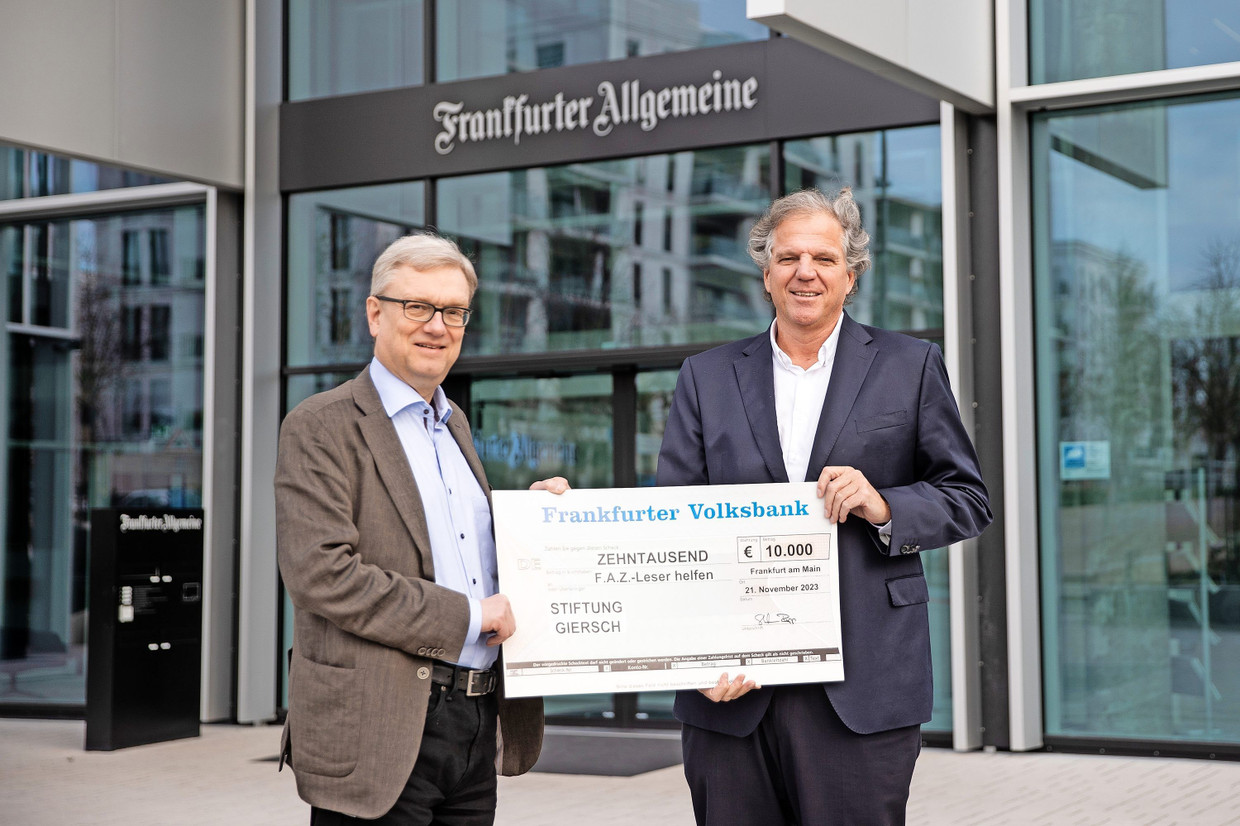 Hilfe am Bahnhof und in der Wüste